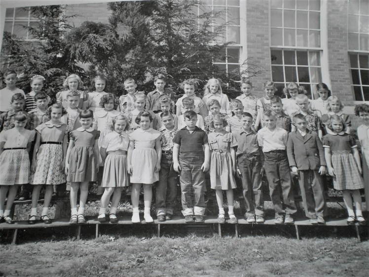 Cherishing a class photo from almost 70 years ago — because of the kid ...